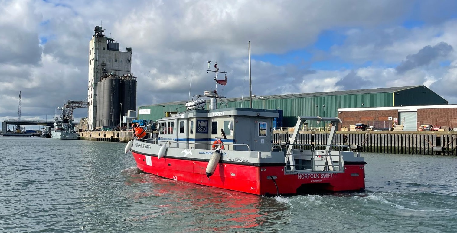 HYDROGRAPHIC & GEOPHYSICAL SURVEYS - Norfolk Marine HYDROGRAPHIC & GEOPHYSICAL SURVEYS - Norfolk Marine